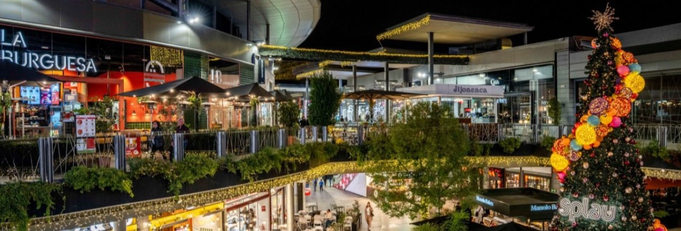 “Mucho más que Navidad” en Splau: la pista de patinaje solidaria y ...